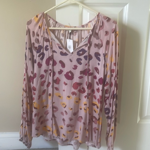 ANDREE BY UNIT | Tops | Andre By Unit Top | Poshmark